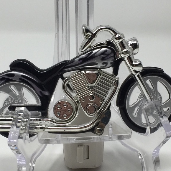 Harley-Davidson | Accents | Motorcycle Chopper Night Light Silver ...